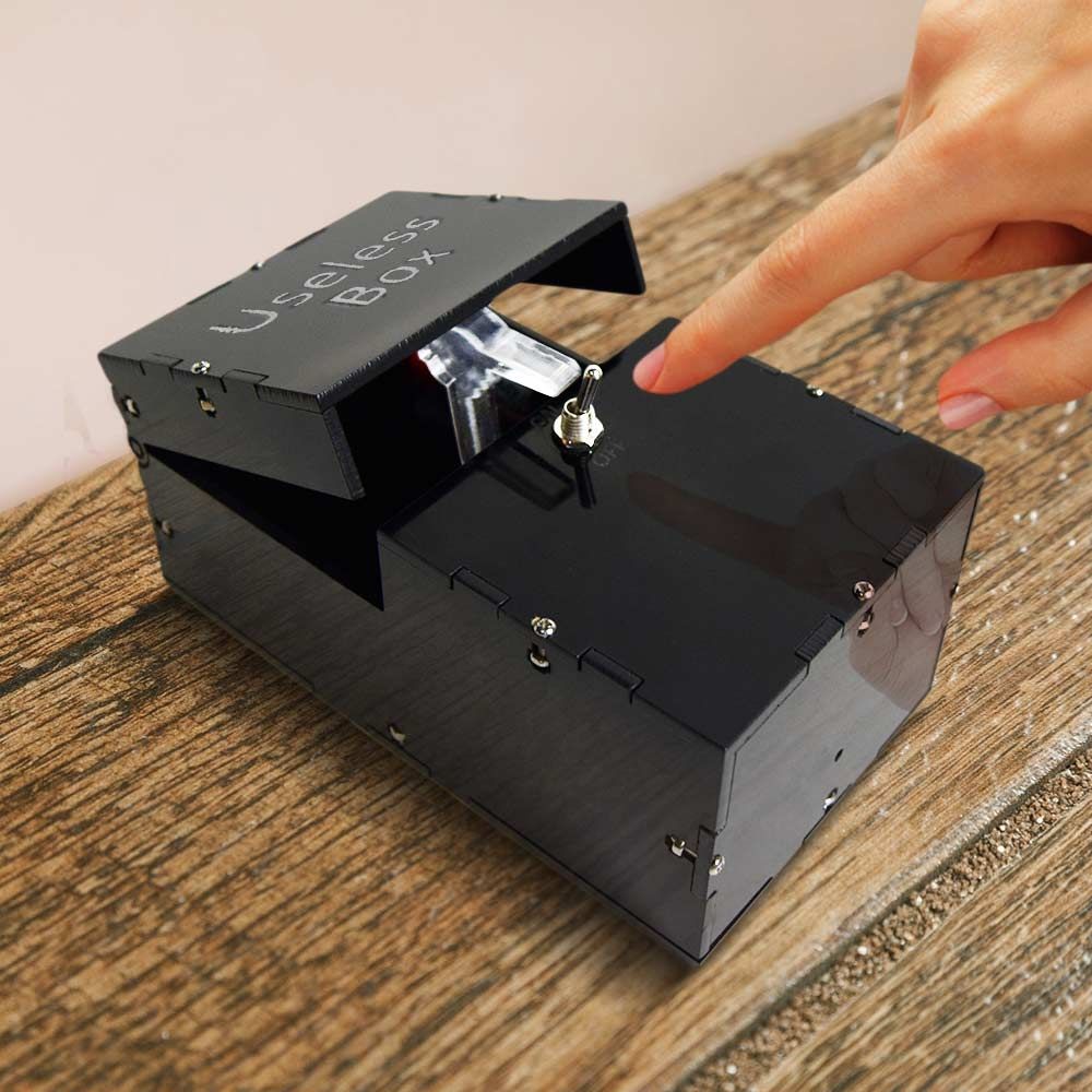 Useless Box Nu Voor Maar € 19,95 Bij MegaGadgets